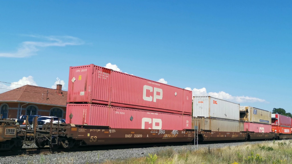 BNSF 255019 (Triple Well Car Altogther)